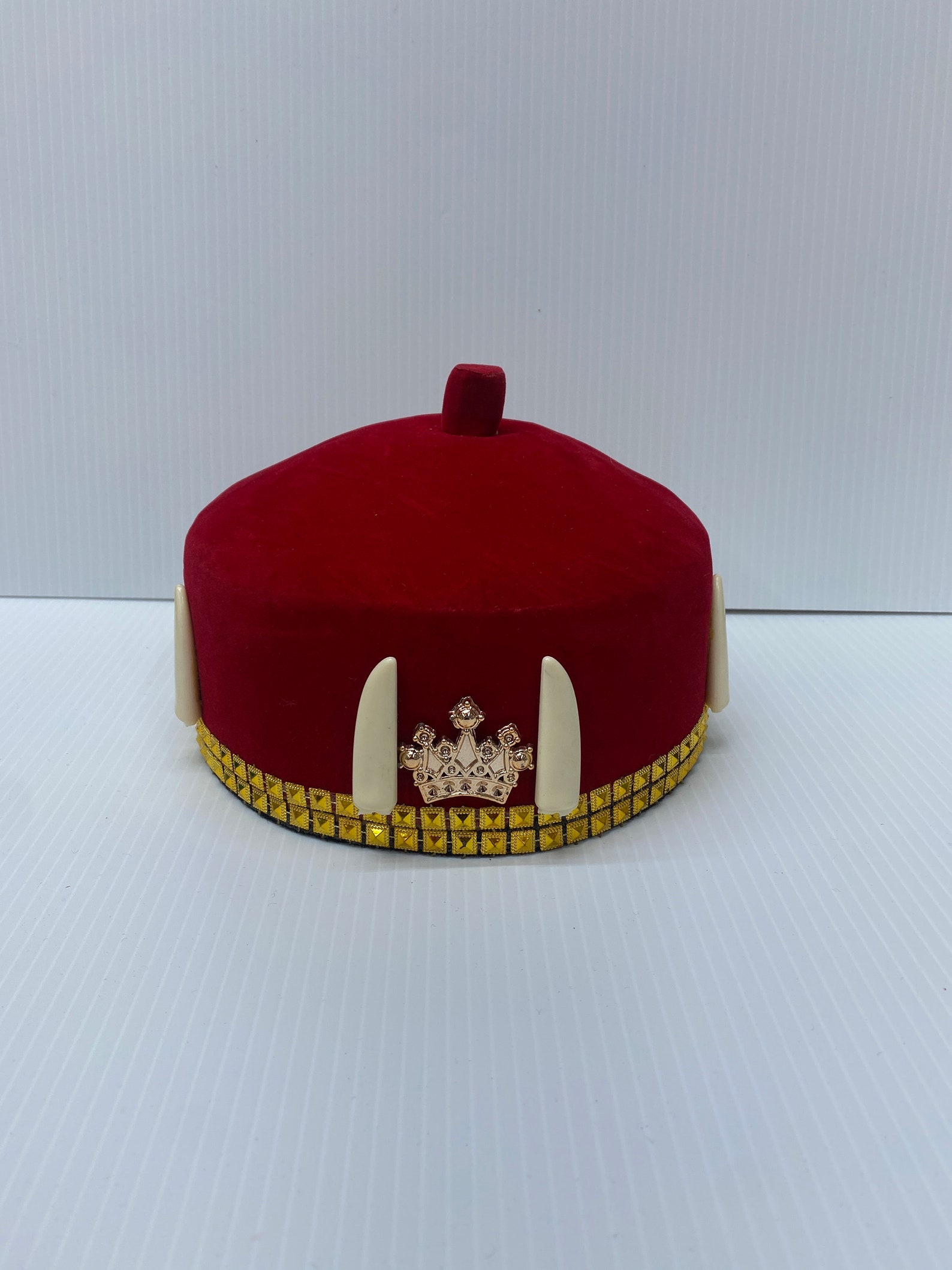 Igbo Chief Men's Hat, Velvet Cowries Royalty Kufi, African Chieftaincy ...