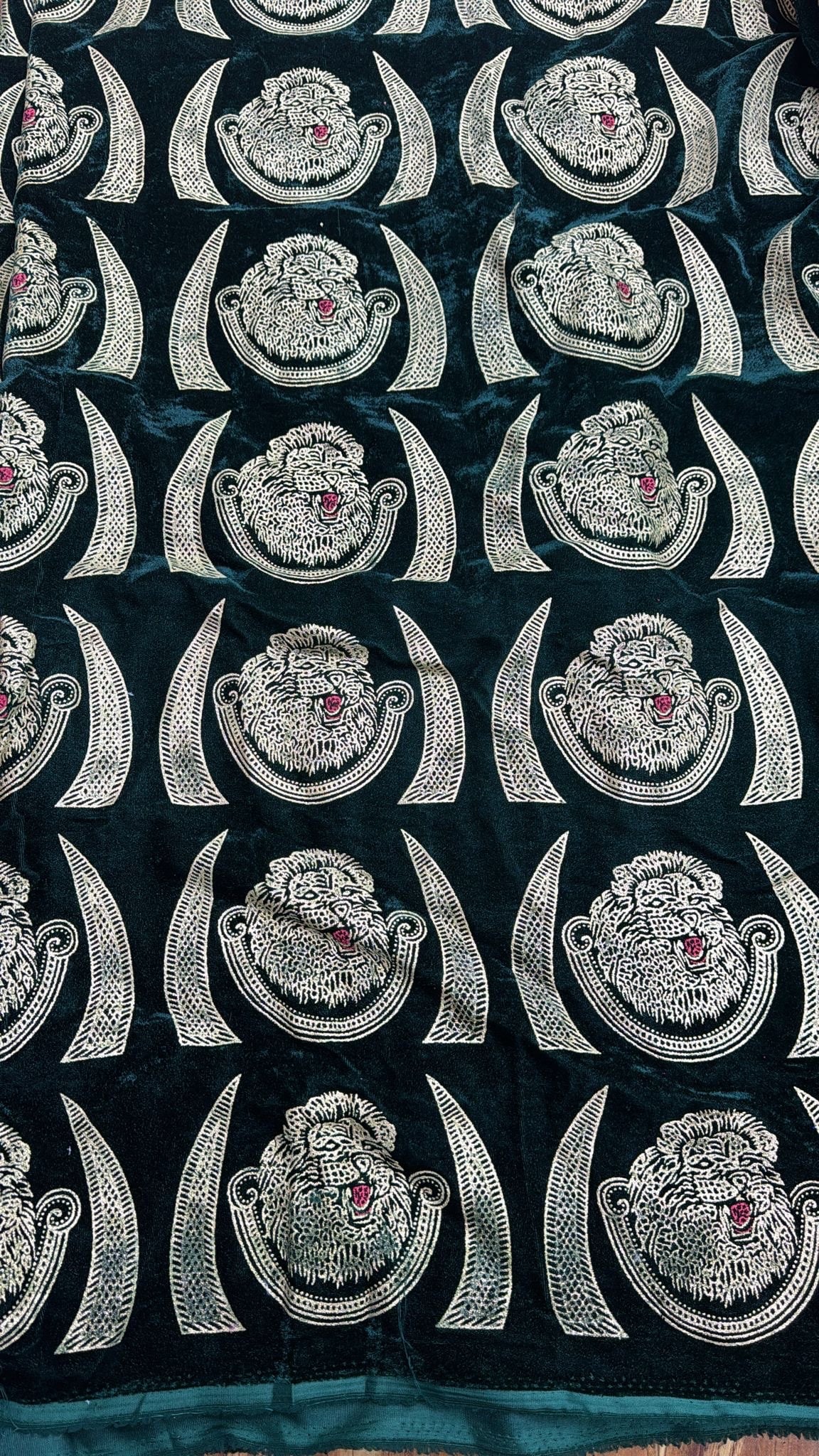 Lion Print Velvet Fabric – Isi Agu Igbo Attire, Sold per Yard - Etsy