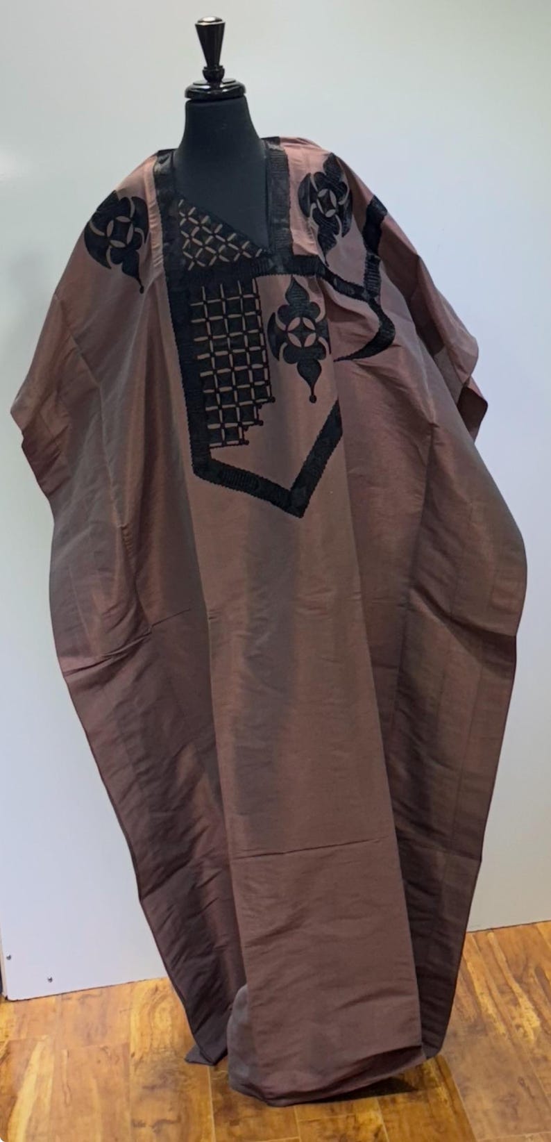 Handmade Brown Agbada Kaftan for Men: Embroidered Nigerian Boubou ...