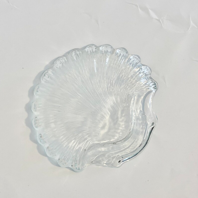 Shell Plate, Australian Vintage Glassware, Large Sea Shell Shaped Dish ...