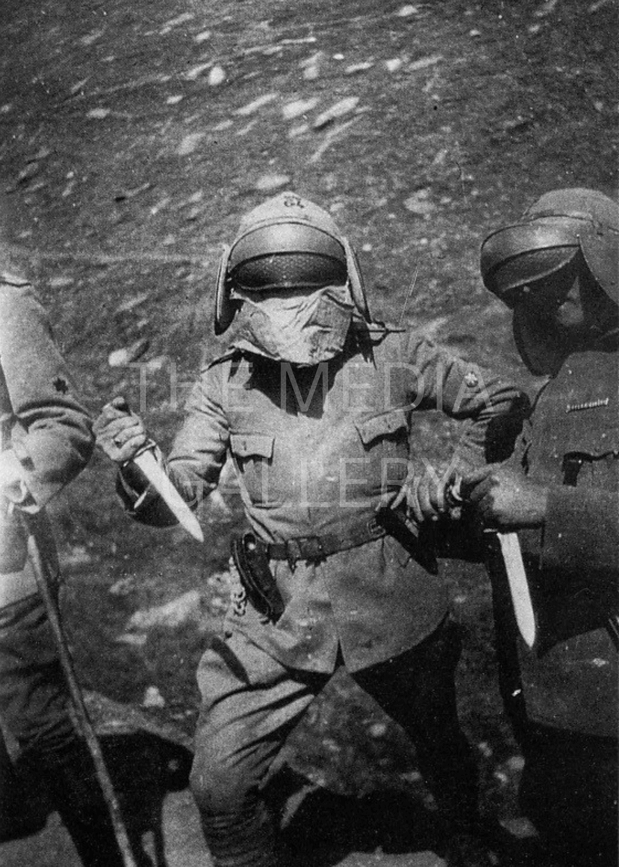 WW1 Arditi Soldier Photo Print - Futuristic Armored Trench Warfare Art ...