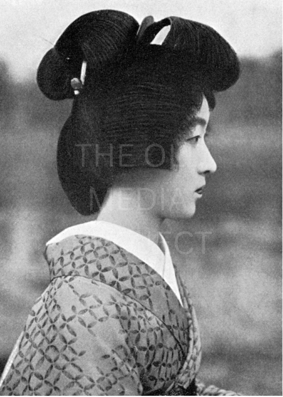 Japanese Geisha Profile, Vintage 1940s Photo Print - Etsy