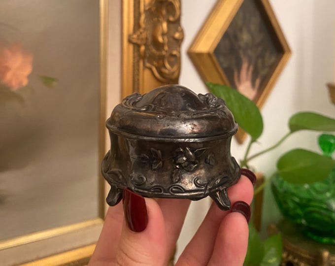 Small Silver Cast Antique Trinket Box - Etsy