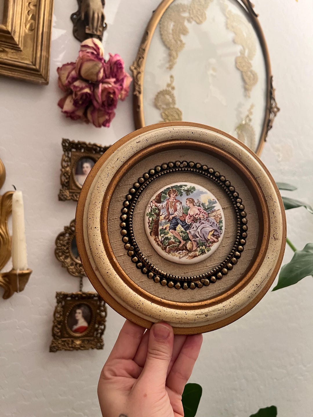 Vintage Courting Couple Cameo Frames - Etsy