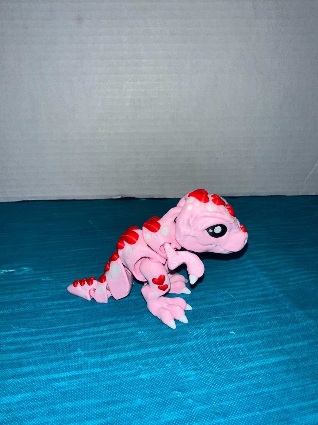 3D Printed Tiny Heart Dinosaur - Cinderwing3d Design - Etsy