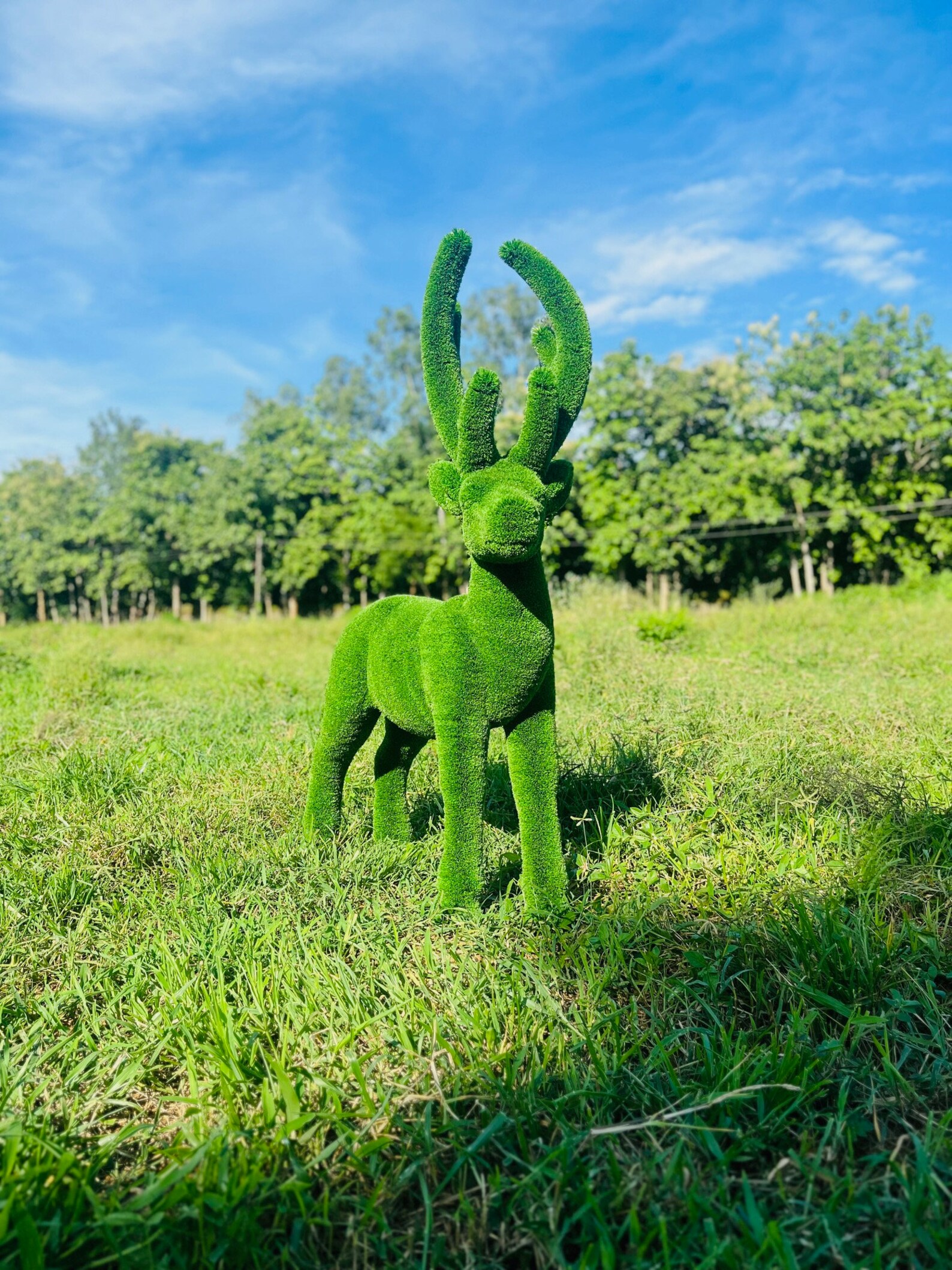 Animal Topiary Green Deer is Made of Fibreglass and Artificial Turf for ...