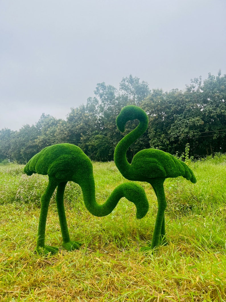 Animal Topiary Green Flamingo Pair is Made of Fibreglass and Artificial ...