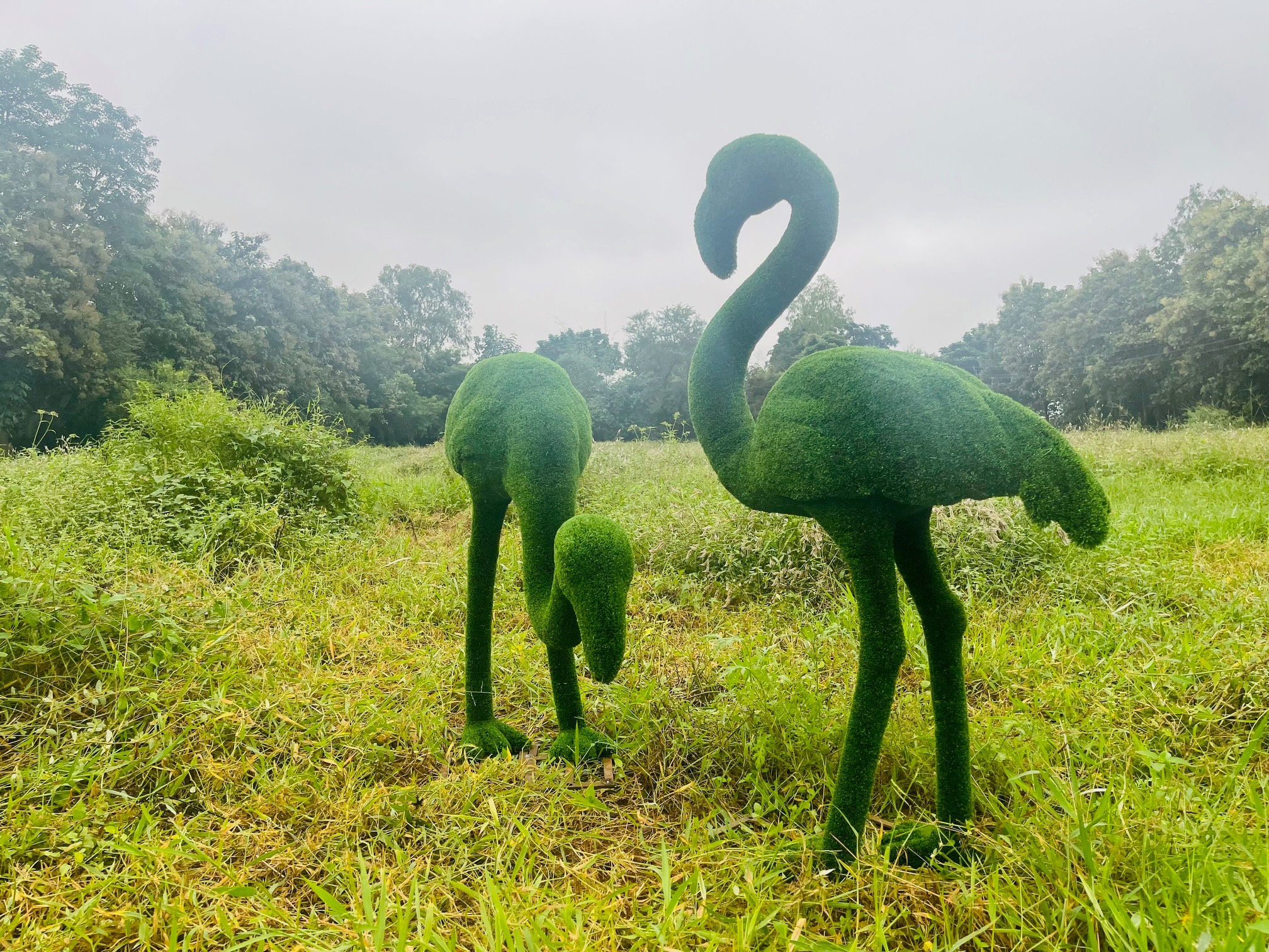 Animal Topiary Green Flamingo Pair is Made of Fibreglass and Artificial ...