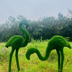 Animal Topiary Green Flamingo Pair is Made of Fibreglass and Artificial ...