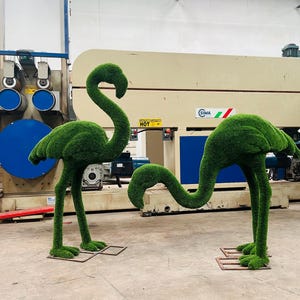 Animal Topiary Green Flamingo Pair is Made of Fibreglass and Artificial ...