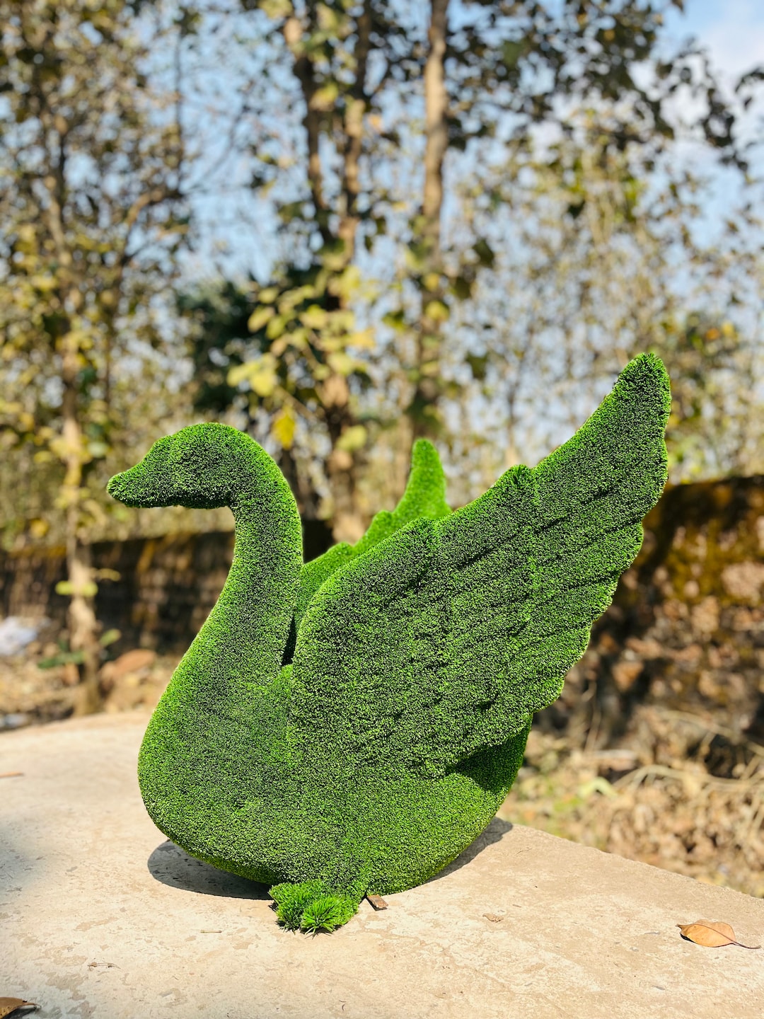Animal Topiary Green Swan is Made of Fibreglass and Artificial Turf for ...