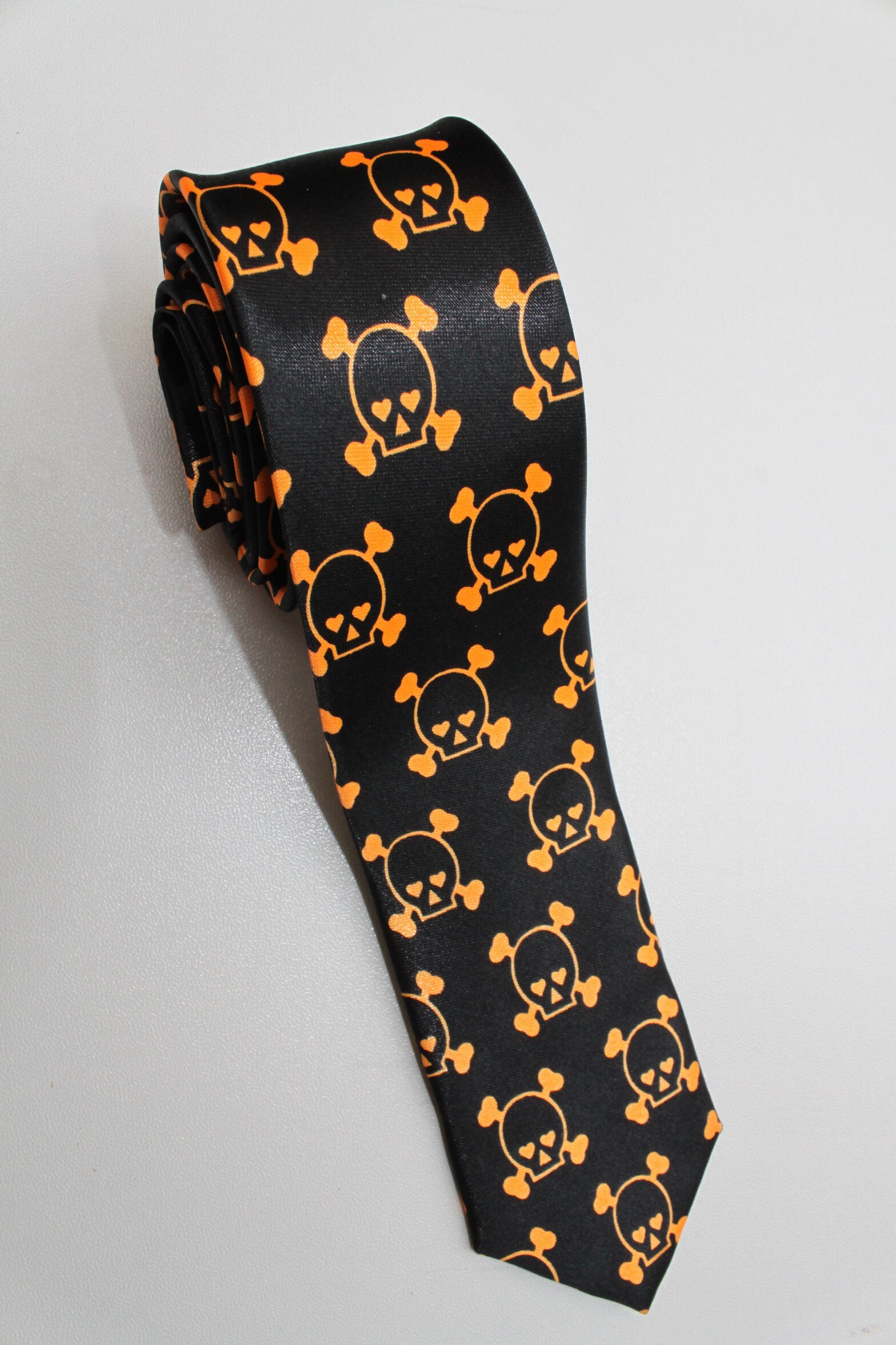 Kawaii Emo Girls Skull Crossbones Eyepatch Pirates Jolly Roger ...