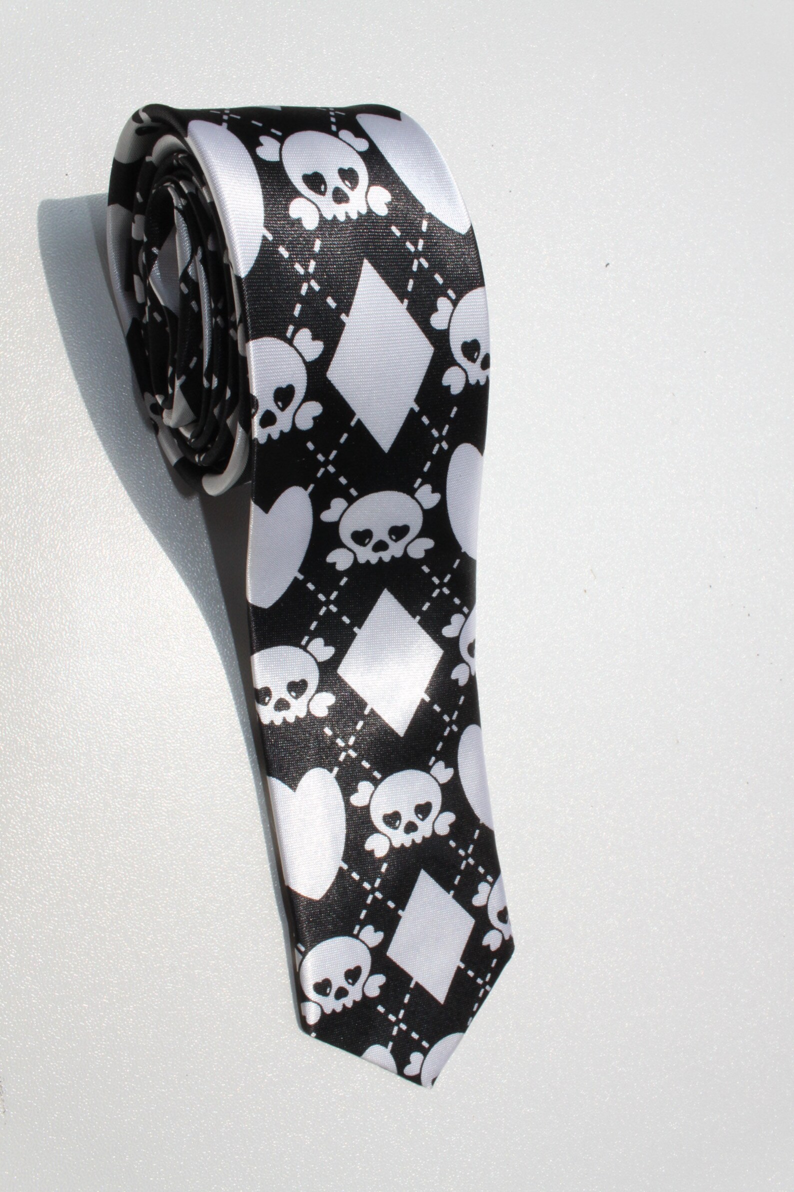 Kawaii Emo Girls Skull Crossbones Eyepatch Pirates Jolly Roger ...