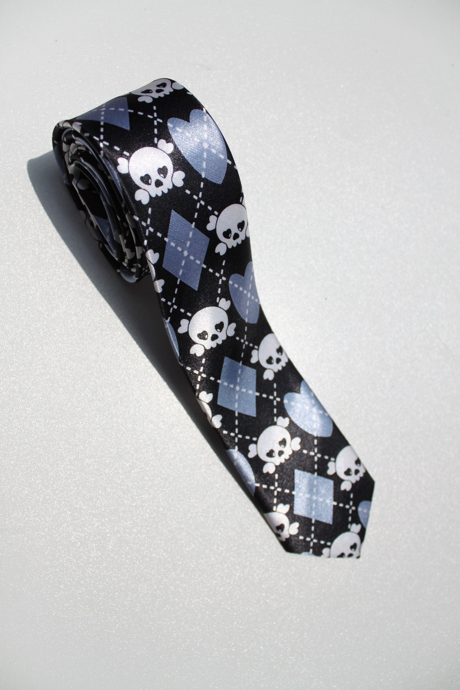 Kawaii Emo Girls Skull Crossbones Eyepatch Pirates Jolly Roger ...