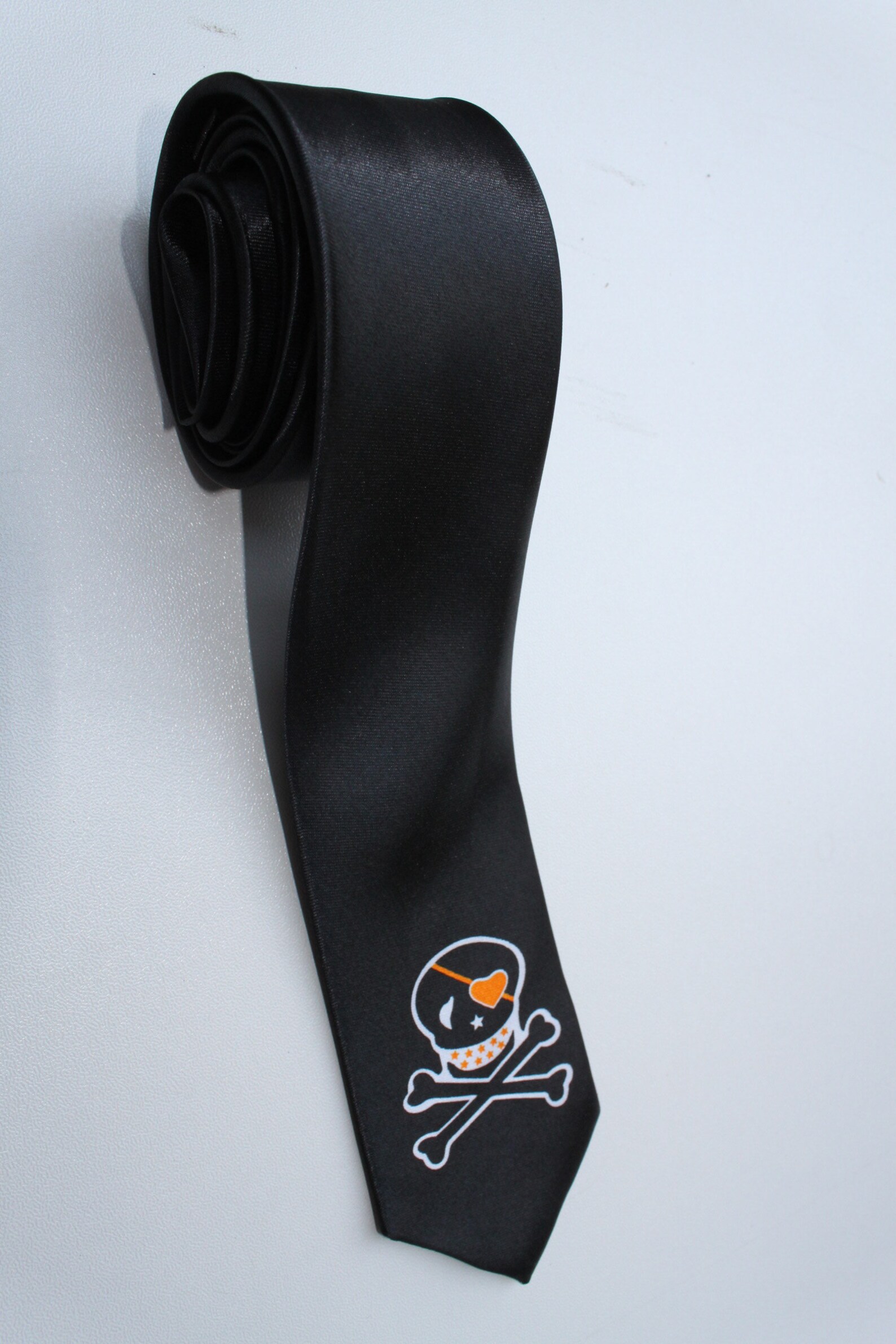 Kawaii Emo Girls Skull Crossbones Eyepatch Pirates Jolly Roger ...