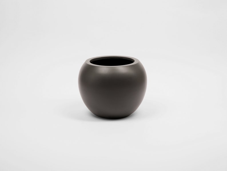 Indoor/outdoor Large Nordic Minimalist Fiberstone Lightweight Round ...