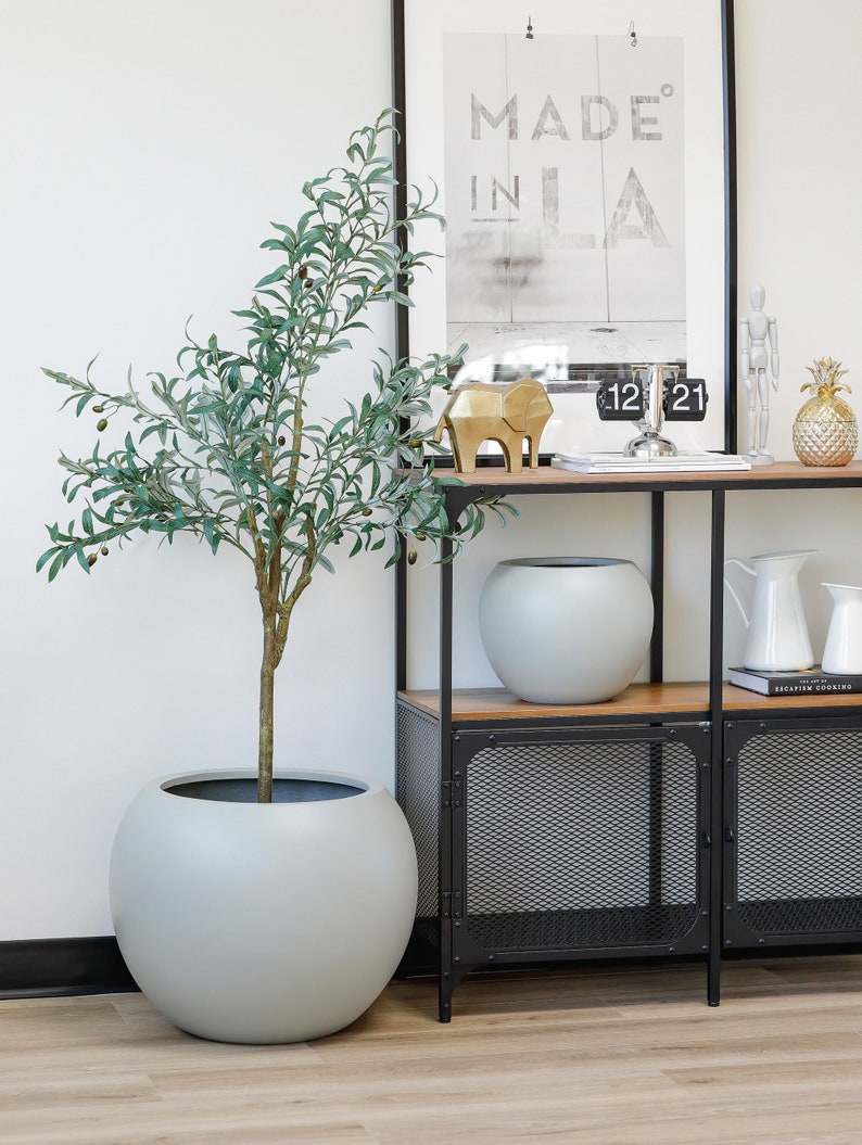 Indoor/outdoor Large Nordic Minimalist Fiberstone Lightweight Round ...