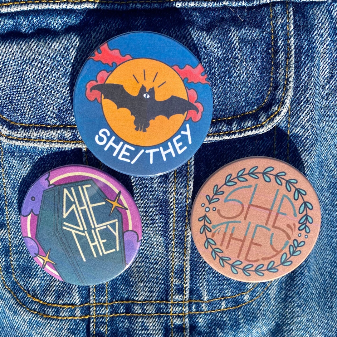 She/They Pronoun Buttons - Etsy Österreich