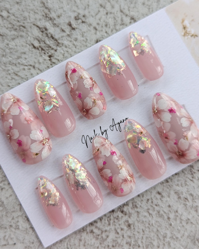 Sakura & Dried Flower Press on Nails, Pink Aurora Design, Japanese ...