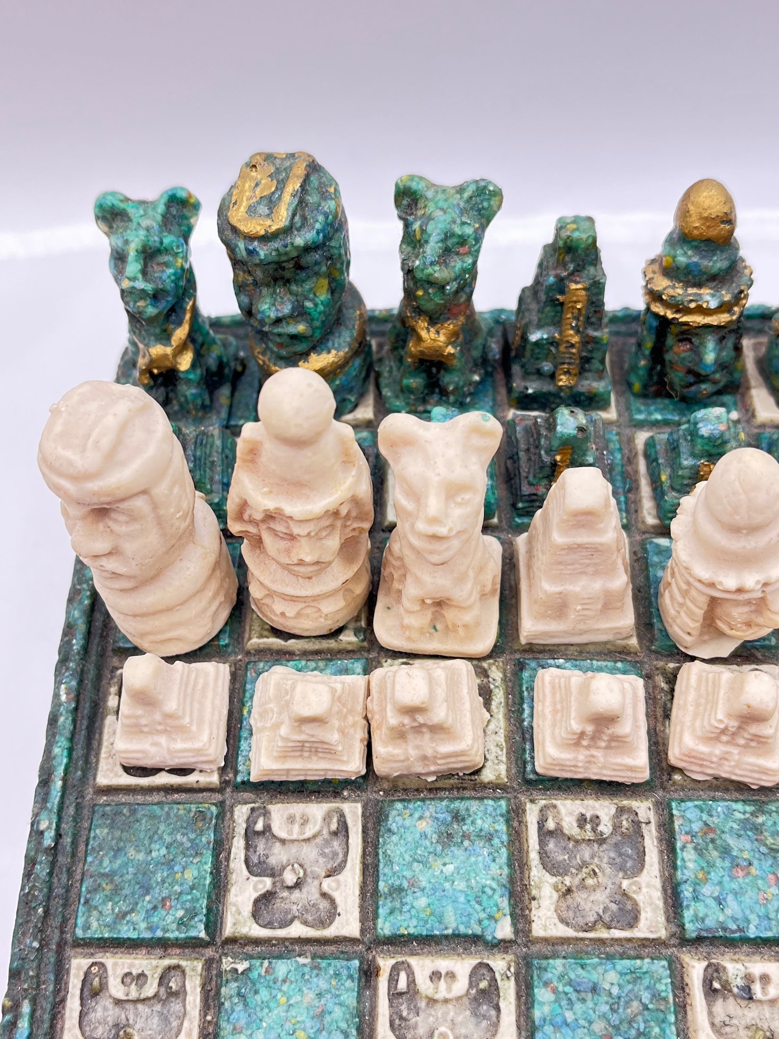 Aztec/mayan Crushed Stone and Resin Chess Set - Etsy