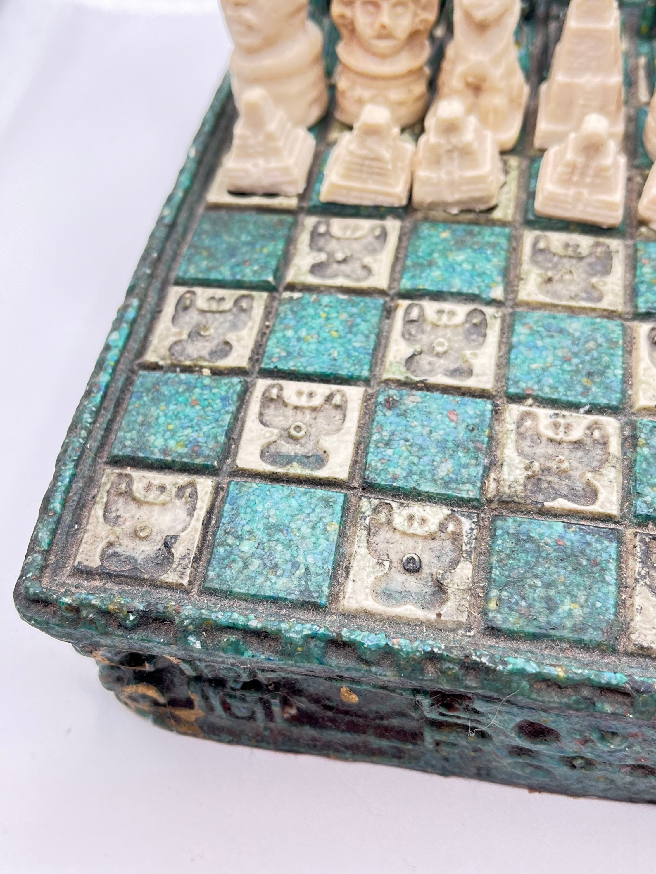 Aztec/mayan Crushed Stone and Resin Chess Set - Etsy
