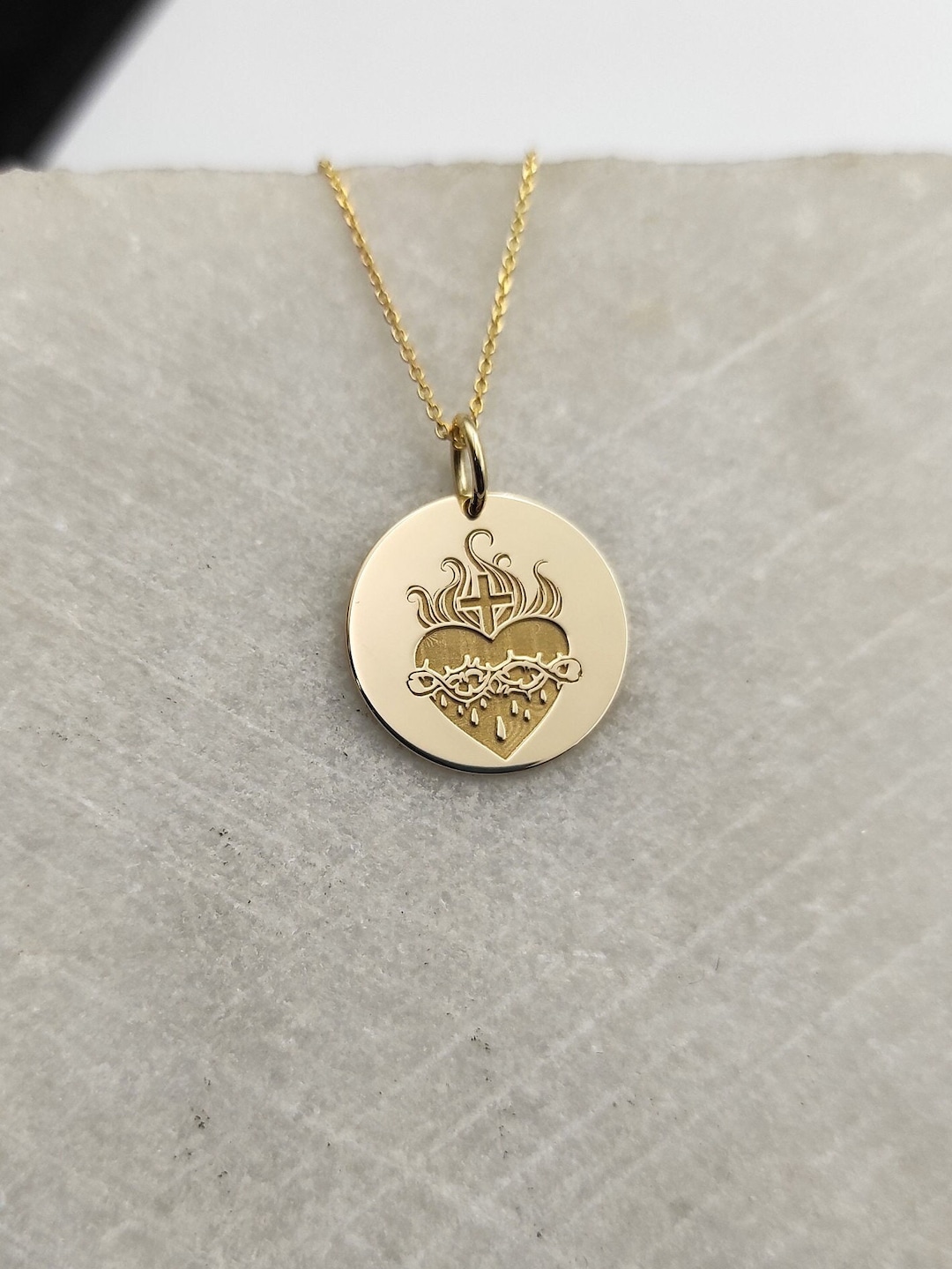 9K Solid Gold Sacred Heart Pendant, Gold Heart of Jesus Necklace ...