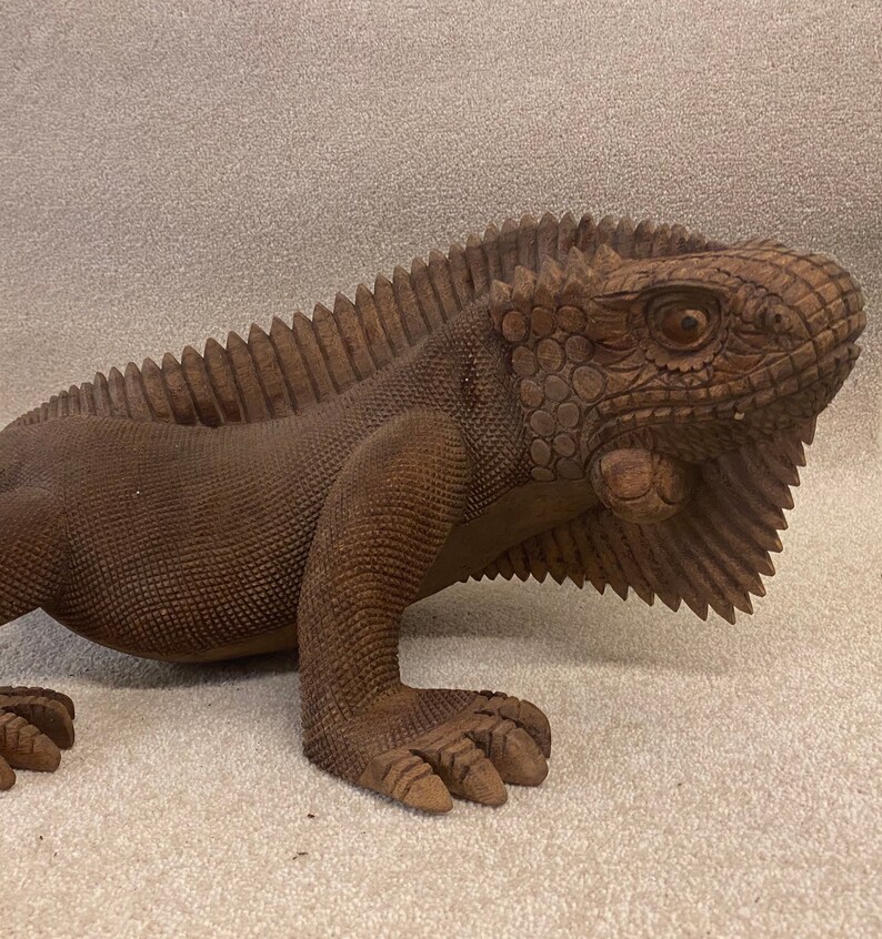 Hand Carved Komodo Dragon - Etsy