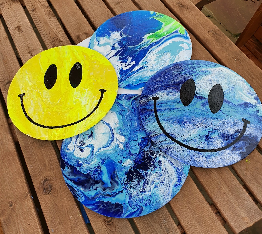 Smilie Face DJ Acid House Smiley Smile Emoji Acrylic Flow Art Made to ...