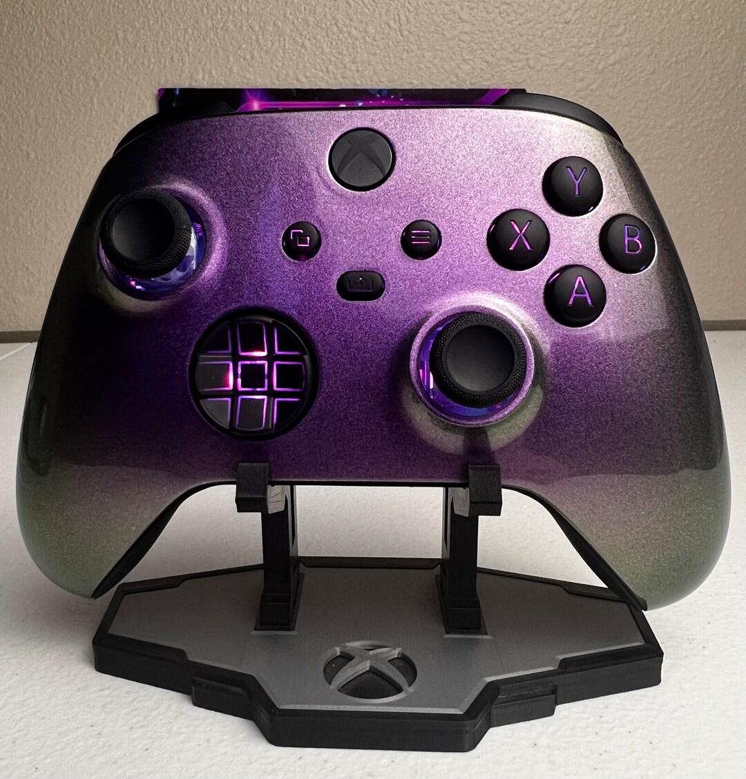 Two-tone Chameleon Pink Green - RGB LED - Custom Wireless Controller ...