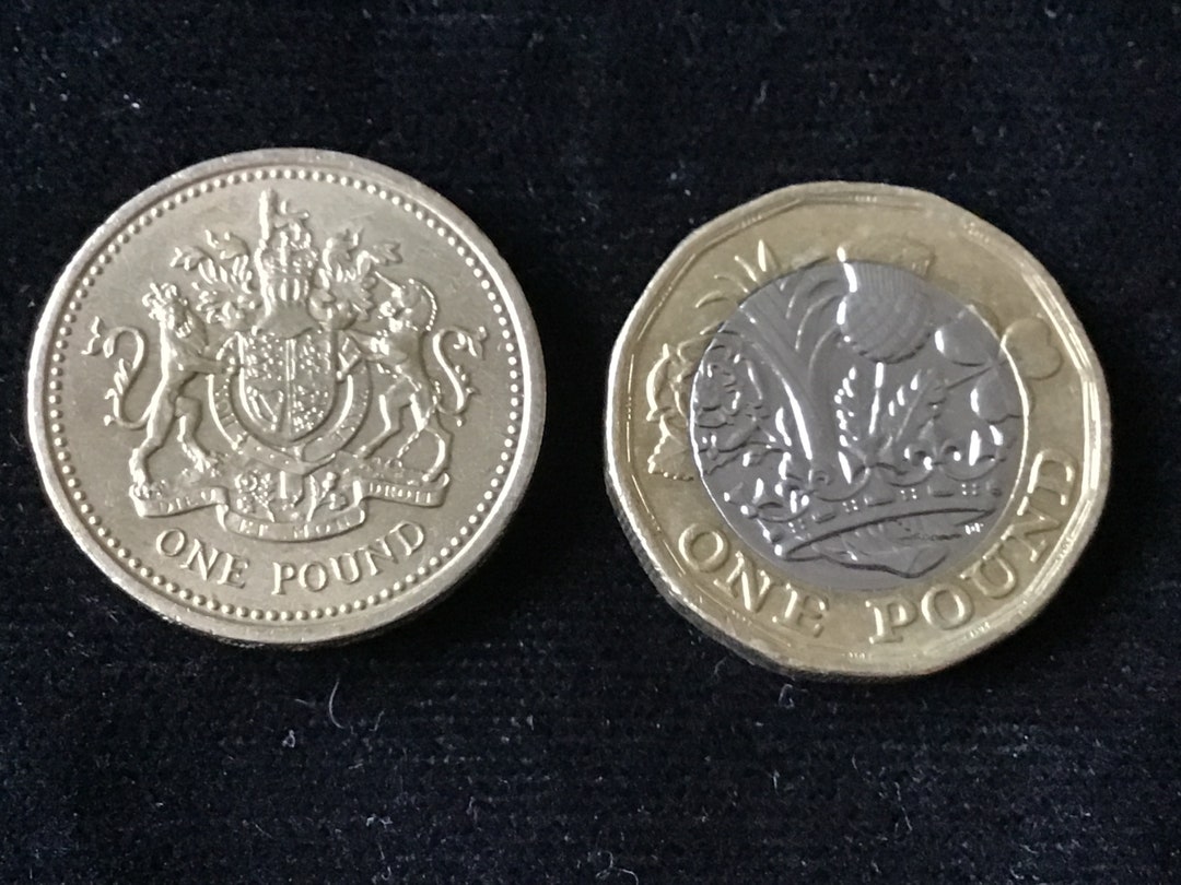 1983 and 2016 1st British Old Round Pound &and 1st British New Bimetal ...