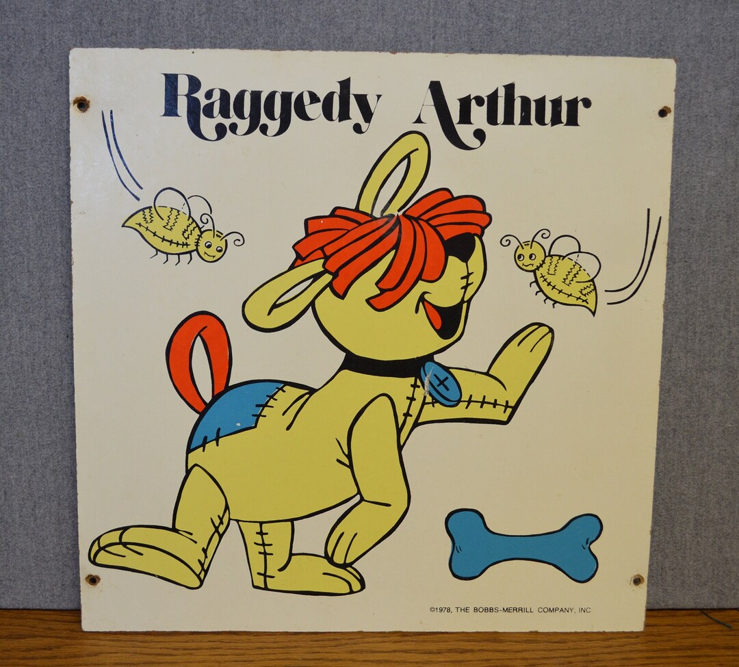 Raggedy Arthur Puppy Dog With Bees the Bobbs Merrill Company Inc ...
