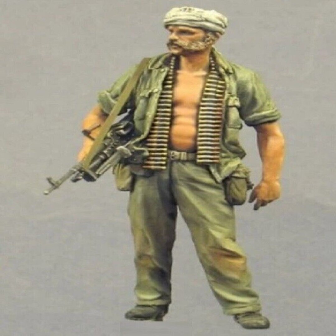1/35 Resin Model Kit British Crew Soldier SAS Gunner Middle East Cold ...