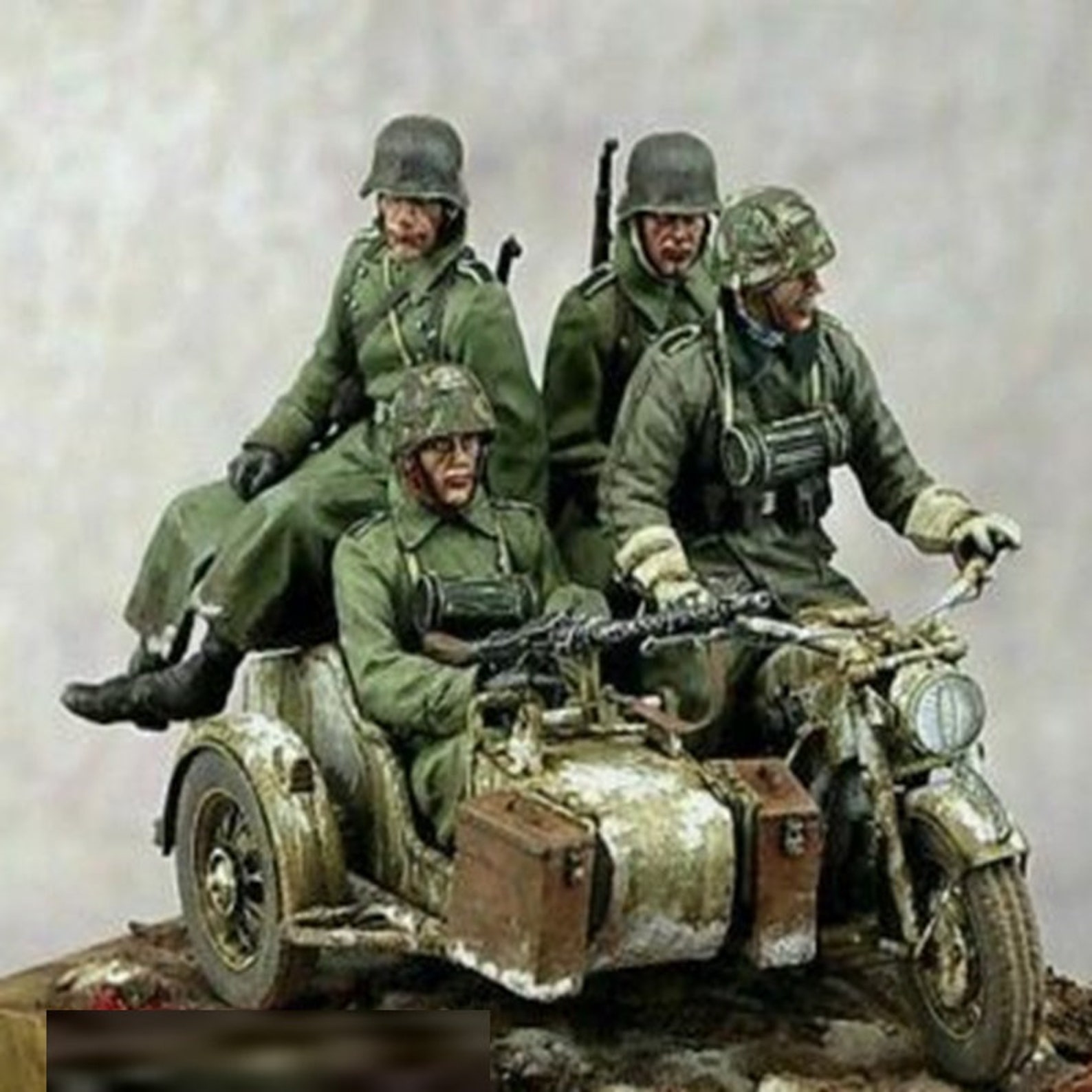 1/35 Resin Figure Model Kit 4 German Soldiers Infantrymen NO MOTORCYCLE ...