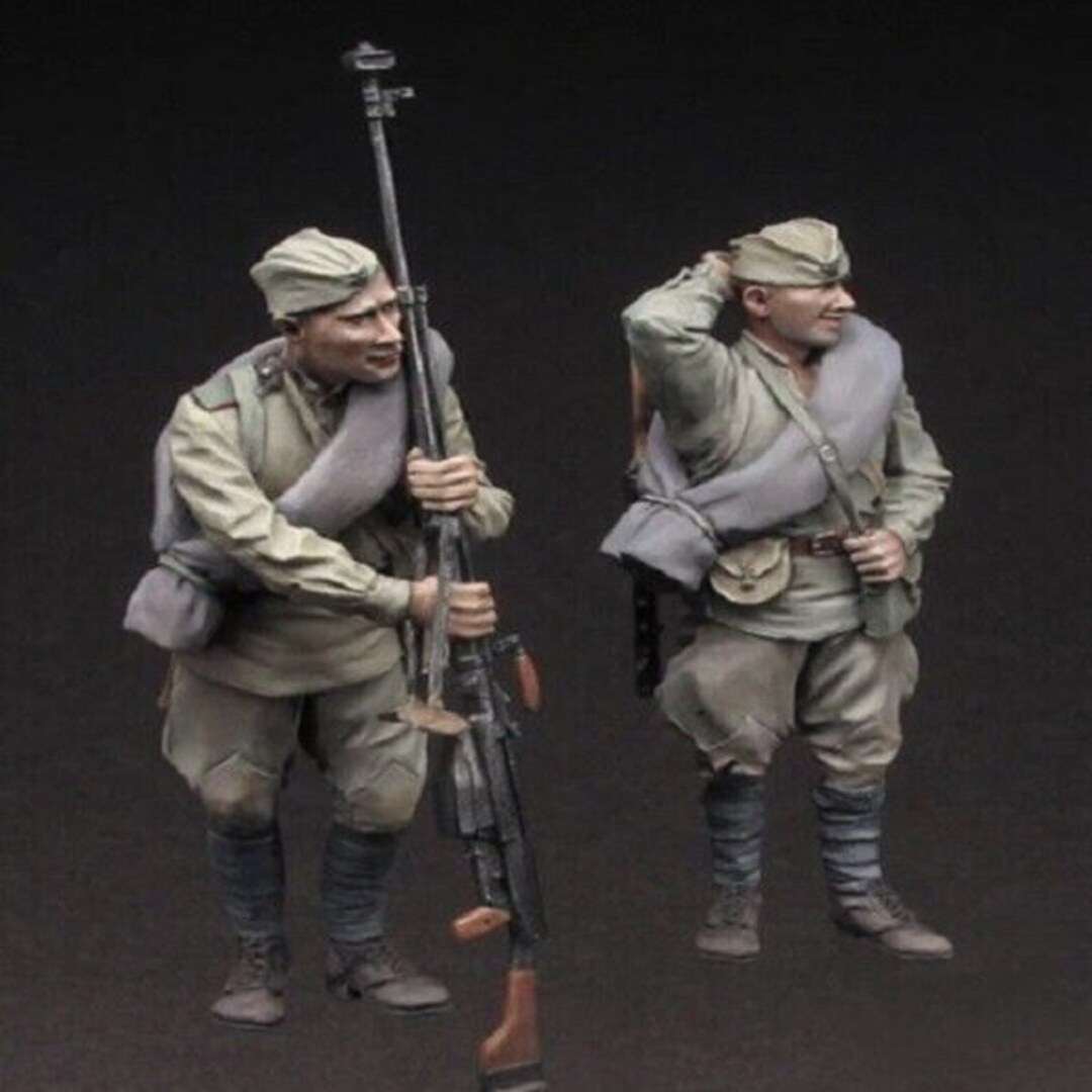 1/35 Resin Figure Model Kit Soviet Russian Red Army Soldiers WW2 War ...
