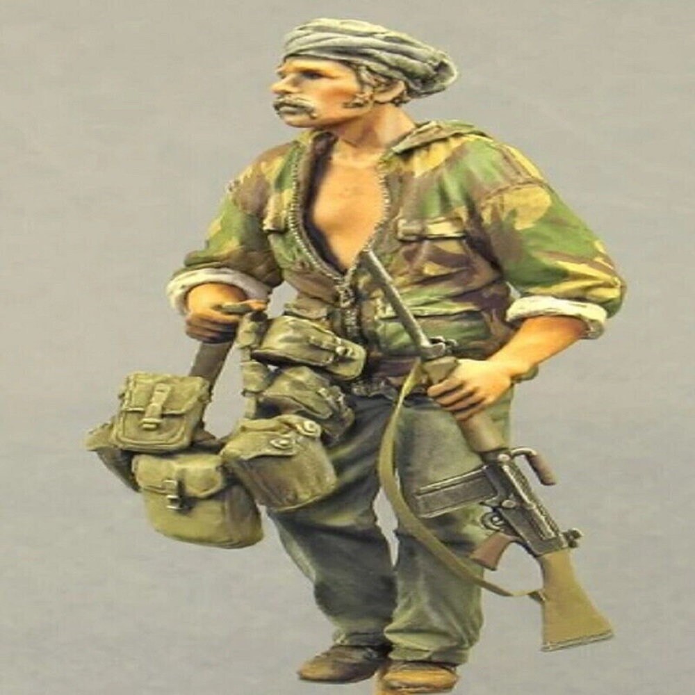 1/35 Resin Model Kit British Crew Two Soldiers SAS Middle East Cold War ...