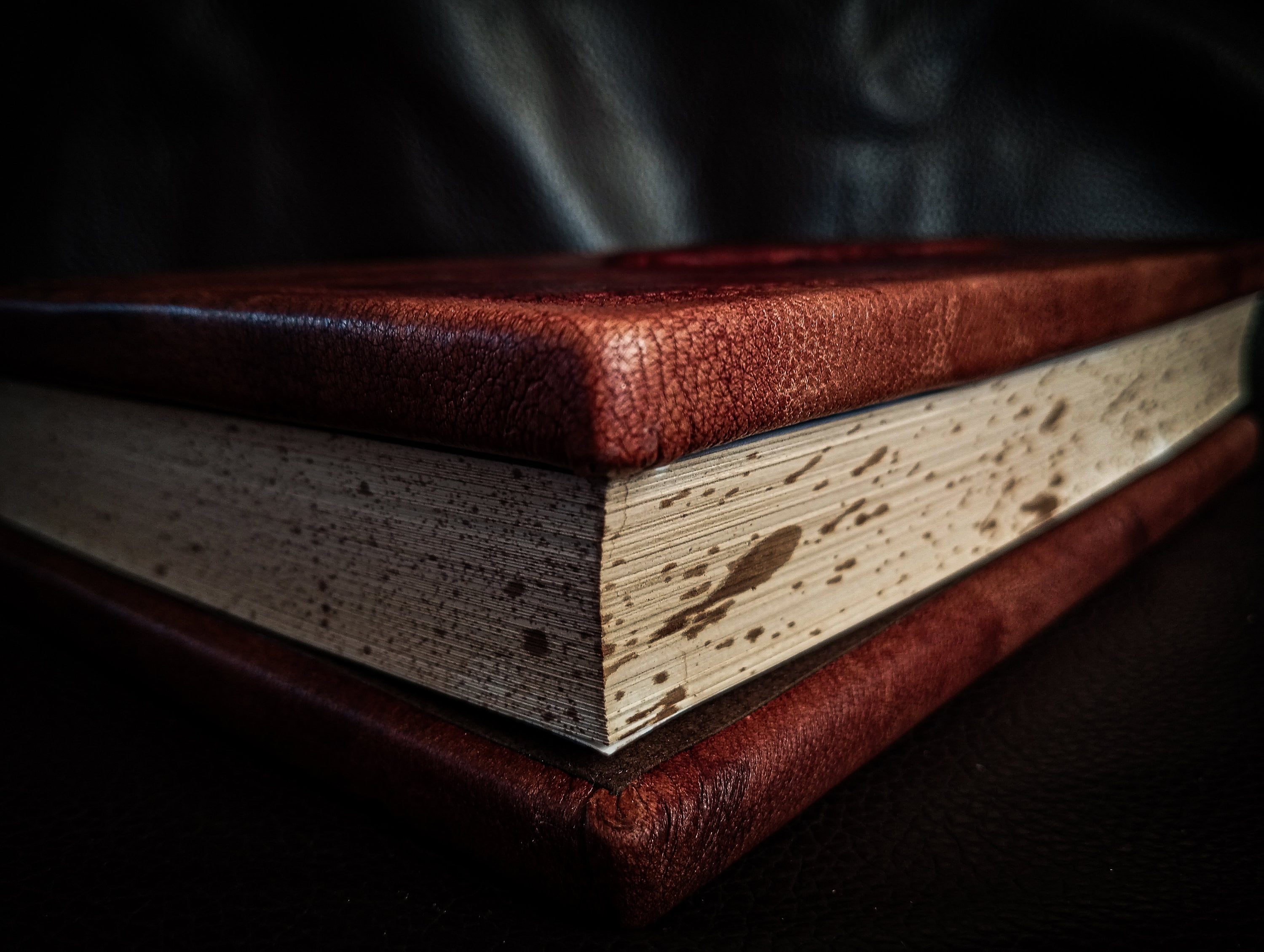 Tolkien's the Hobbit, Deluxe Gothic /medieval /grimoire Style, Leather ...