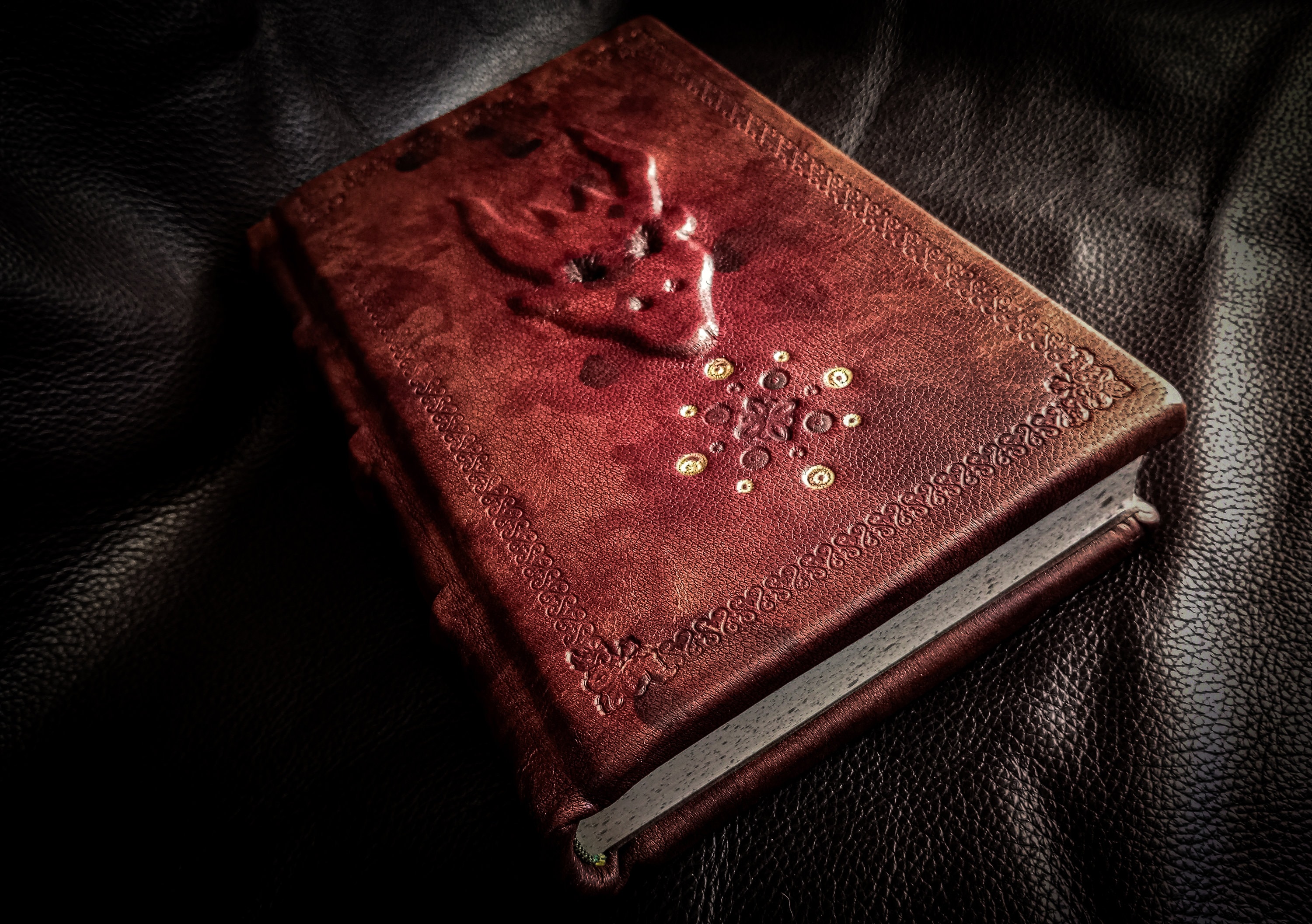 Tolkien's the Hobbit, Deluxe Gothic /medieval /grimoire Style, Leather ...