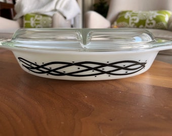 Vintage Pyrex 1958-1959 Barbed Wire Divided Casserole Dish - Etsy