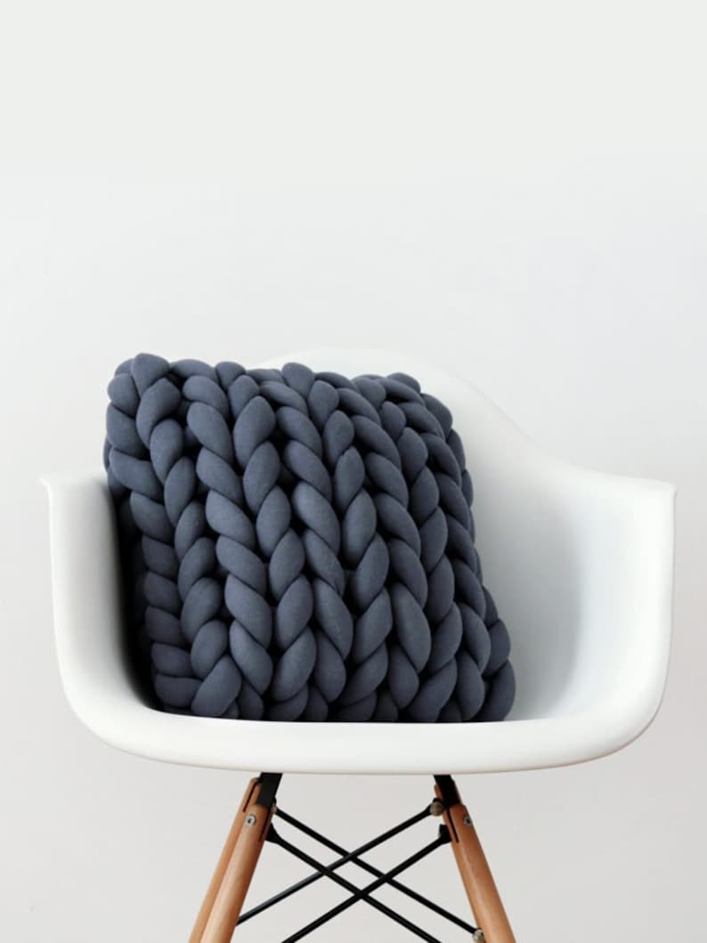 Pattern / Tutorial. Square Knitted Cushion Step-by-step Illustrated DIY ...