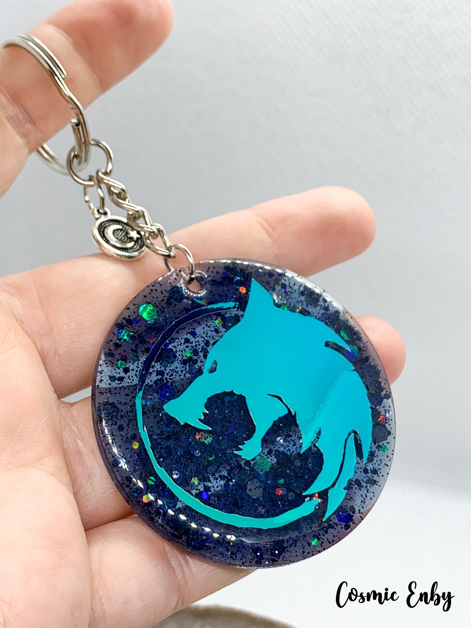 Witcher White Wolf Keychain Various Resin Colors - Etsy
