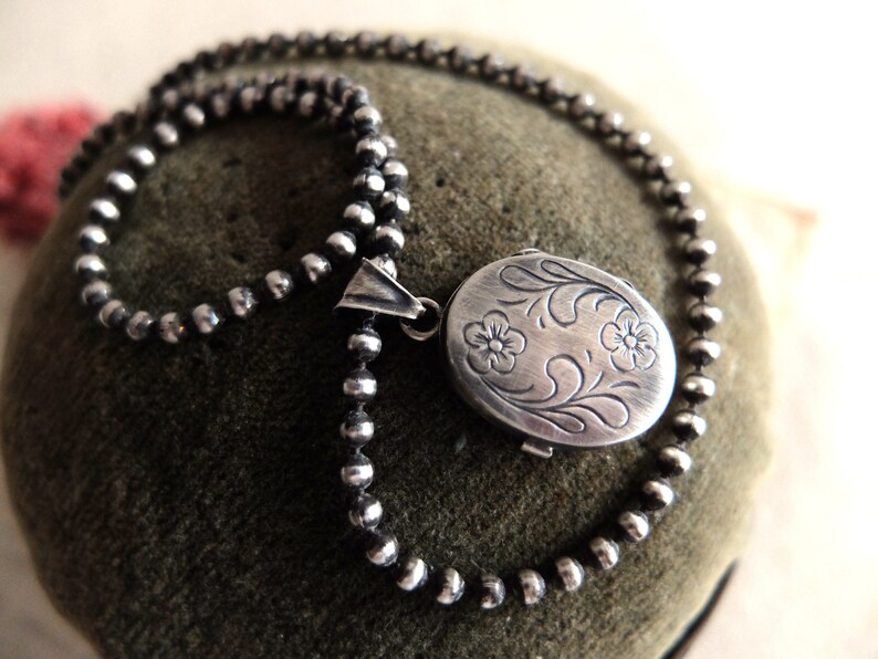 Victorian Sterling Silver Flower Locket With Chain/ Memory - Etsy