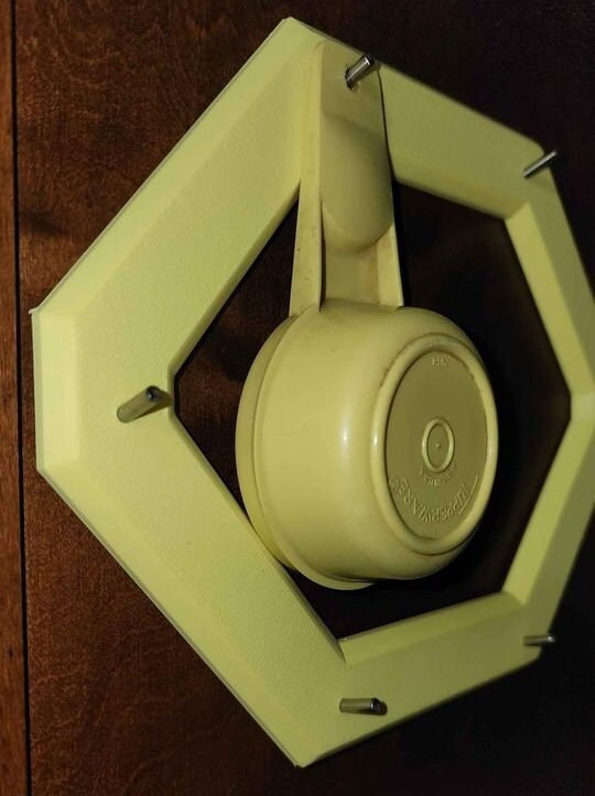 Tupperware Measuring Cup Wall Rack / Holder upgraded - Etsy