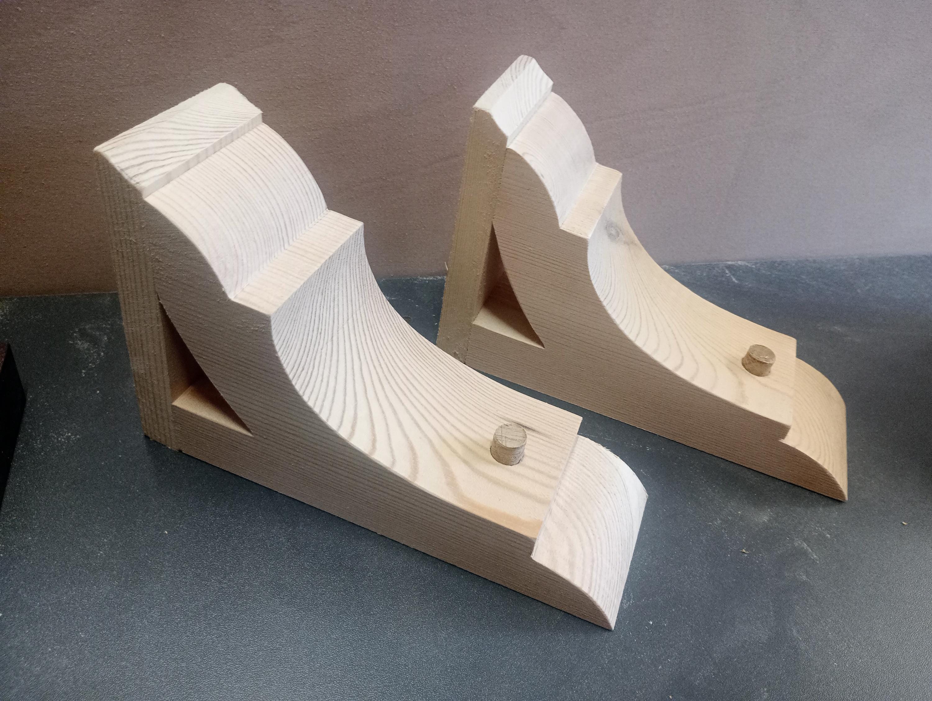 A Pair of Chunky Oak and Pine Shelving Brackets - Etsy UK