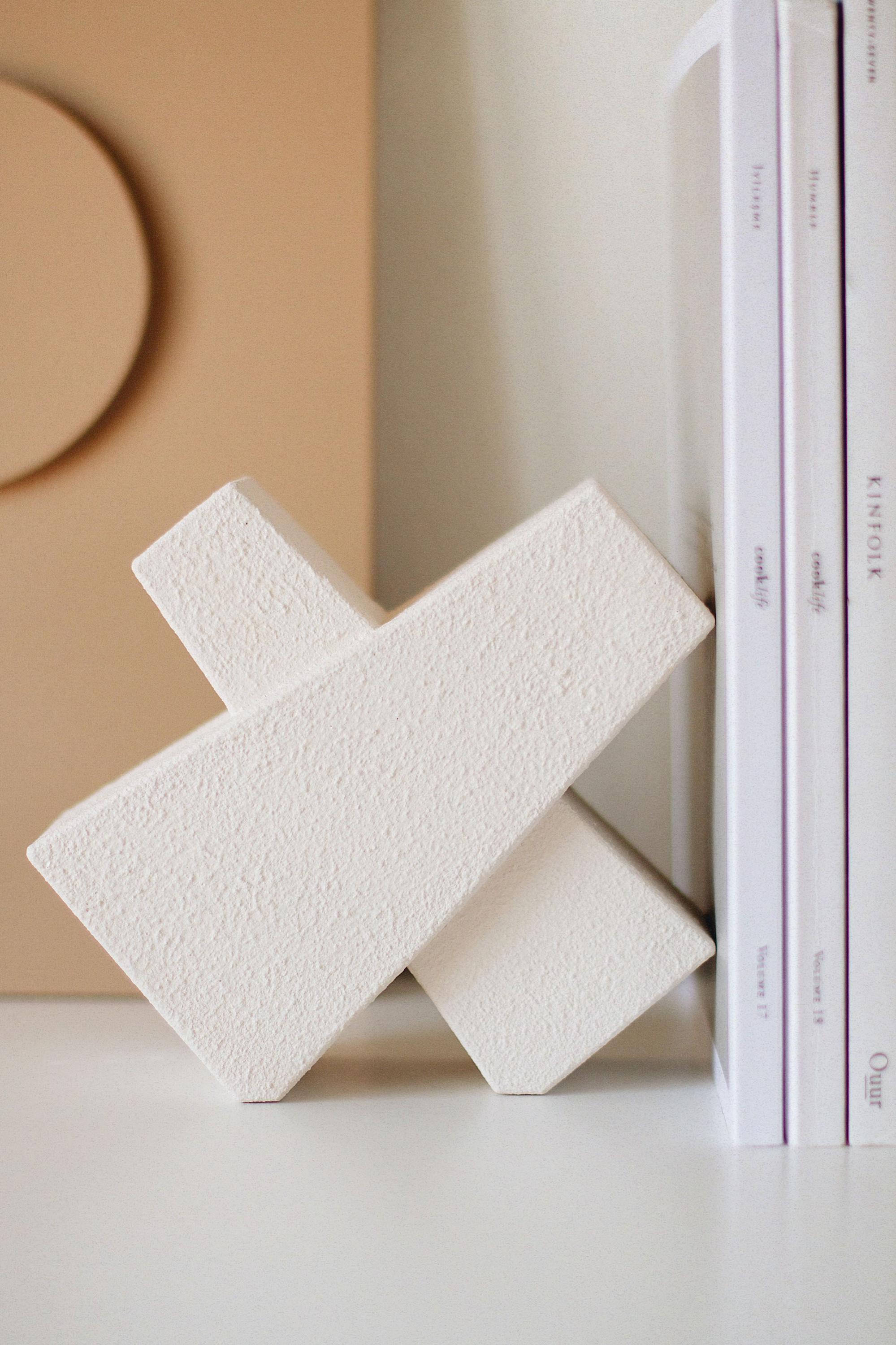Concrete Texture Modern Decorative Bookend , Minimalist Industrial Book ...