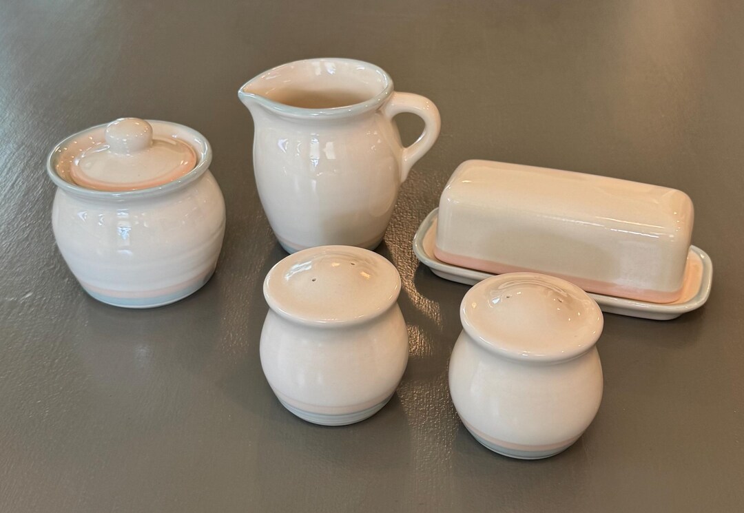 Vintage Pfaltzgraff Aura Pink Tableware Set: Creamer, Sugar Bowl ...