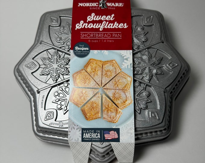 1993 Round Christmas Shortbread Cookie Mold by Hartstone Reindeer Star ...