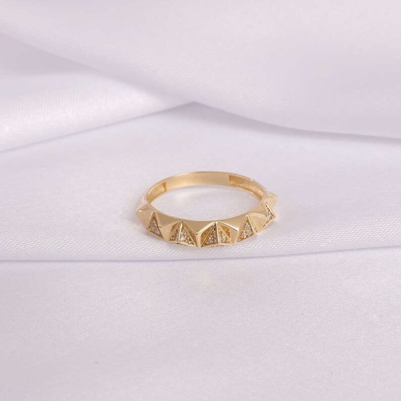 Solid 14K Gold and Diamond Triangular Spike Pyramid Ring/ - Etsy