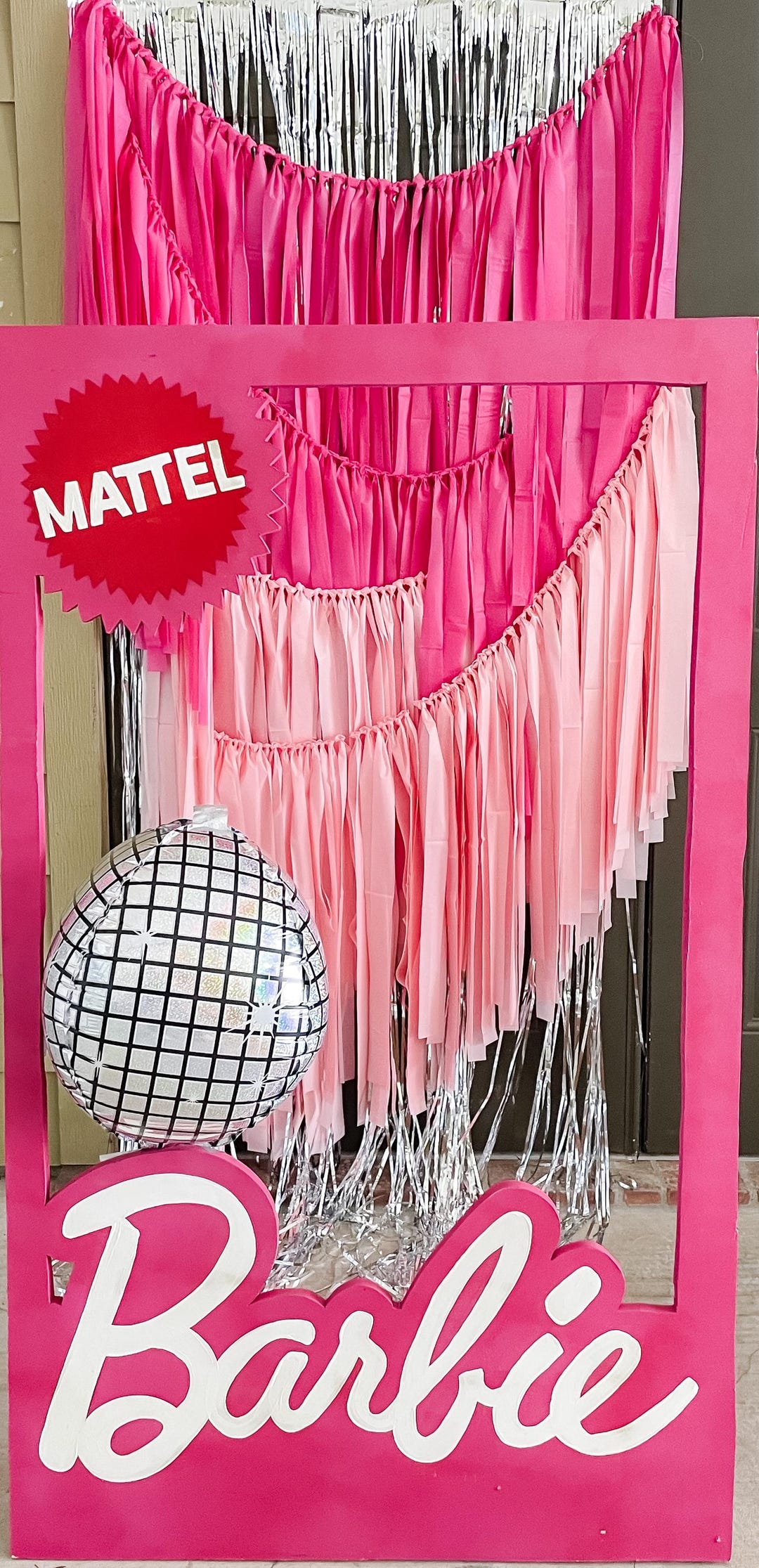 Barbie Fringe Banners Hot Pink and Pink Fringe Banners for Barbie Theme ...