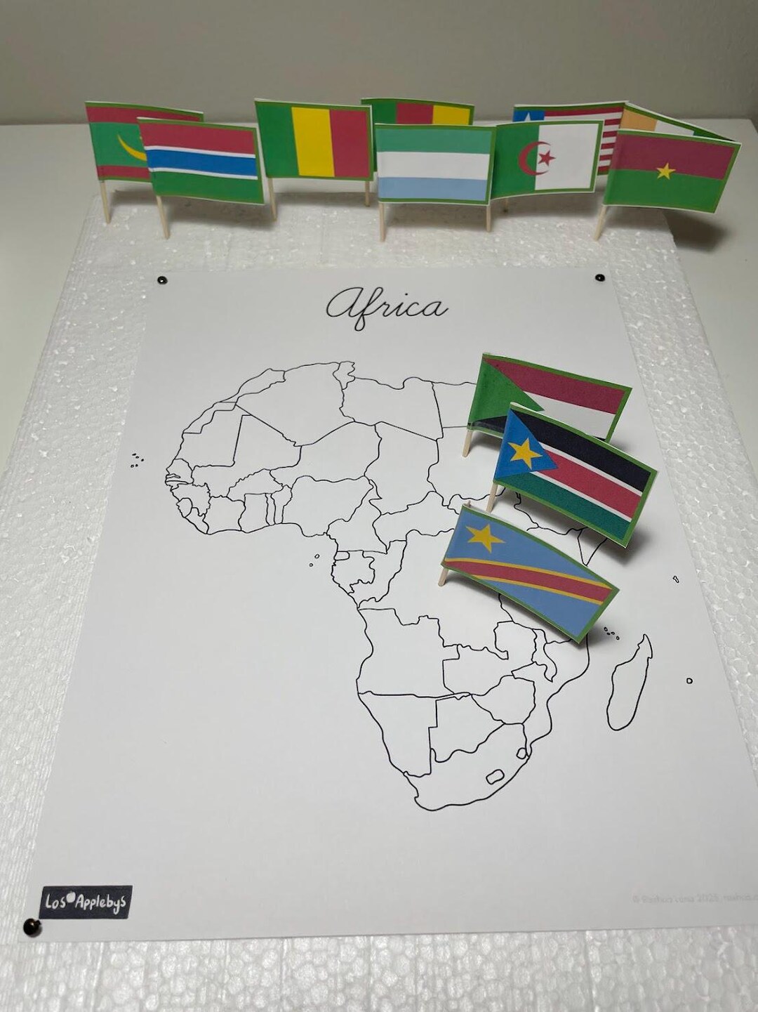 Banderas De África En Español Montessori Geography DIY Toothpick Flags ...