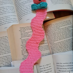 Crochet Bookworm Bookmark - Etsy